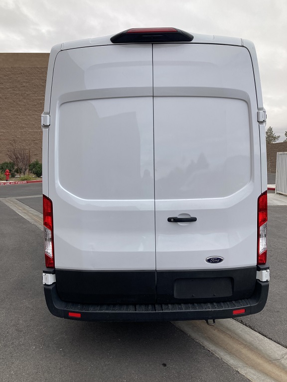 Refrigerated Vans | 2020 Pre-Owned Isuzu NPR Truck | Bush Trucks